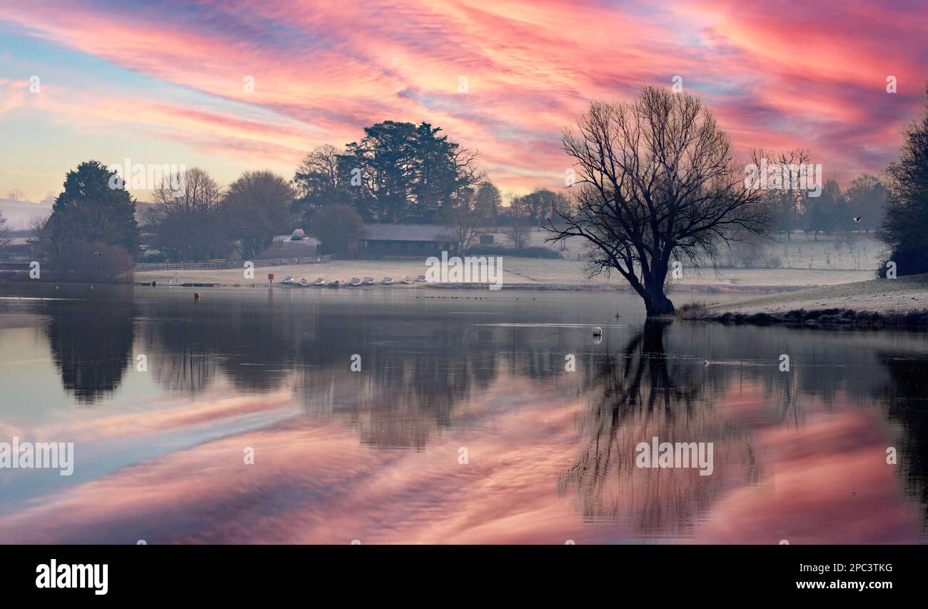 Sutton bingham reservoir hi-res stock photography and images - Alamy