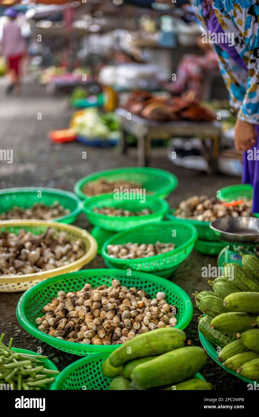 Local Market, Sa Dec, Vietnam Stock Photo - Alamy