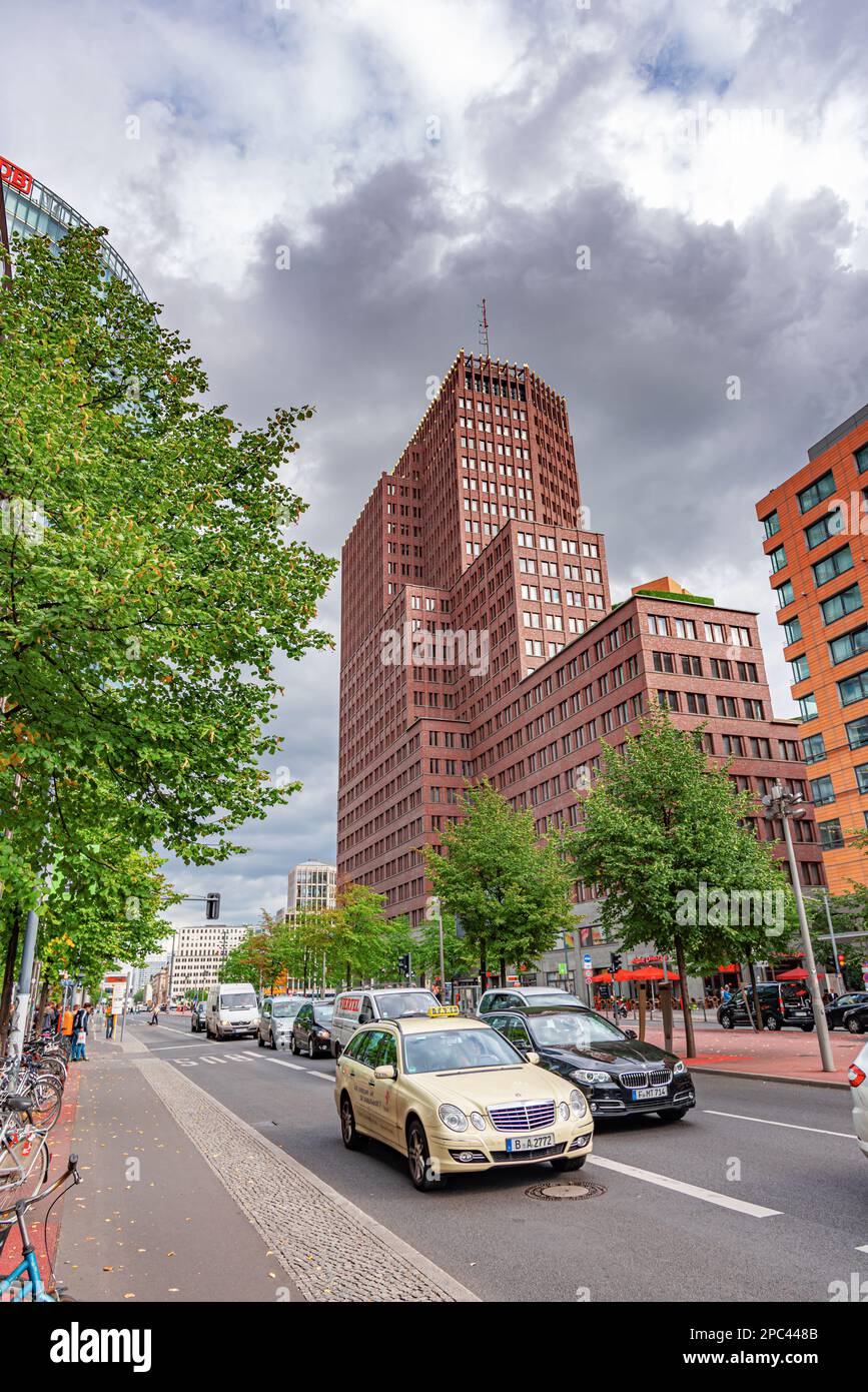 Beautiful skyline potsdamer platz hi-res stock photography and images ...