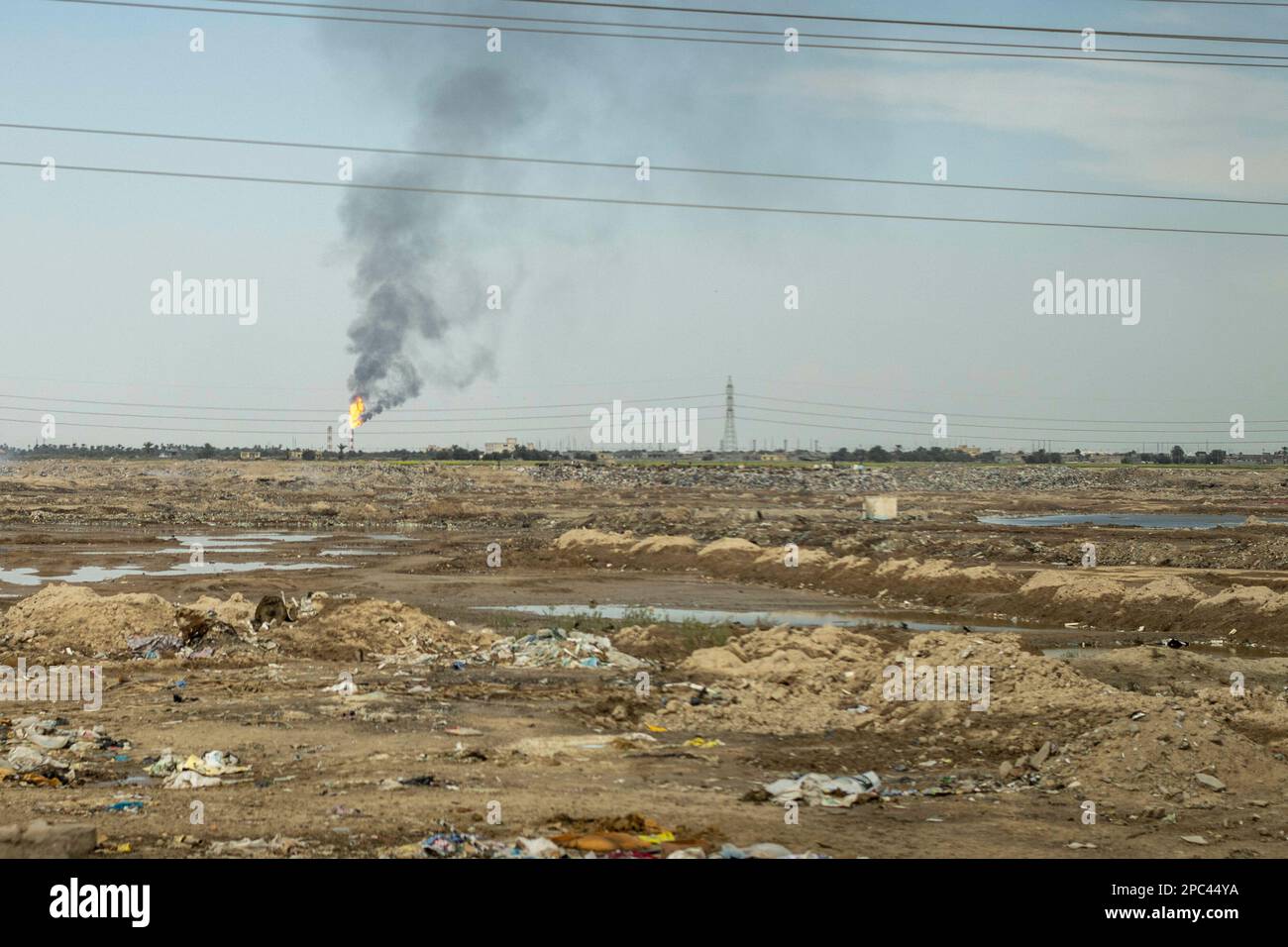Politik politics gas flaring flaring feature symbolfoto symbolbi hi-res ...