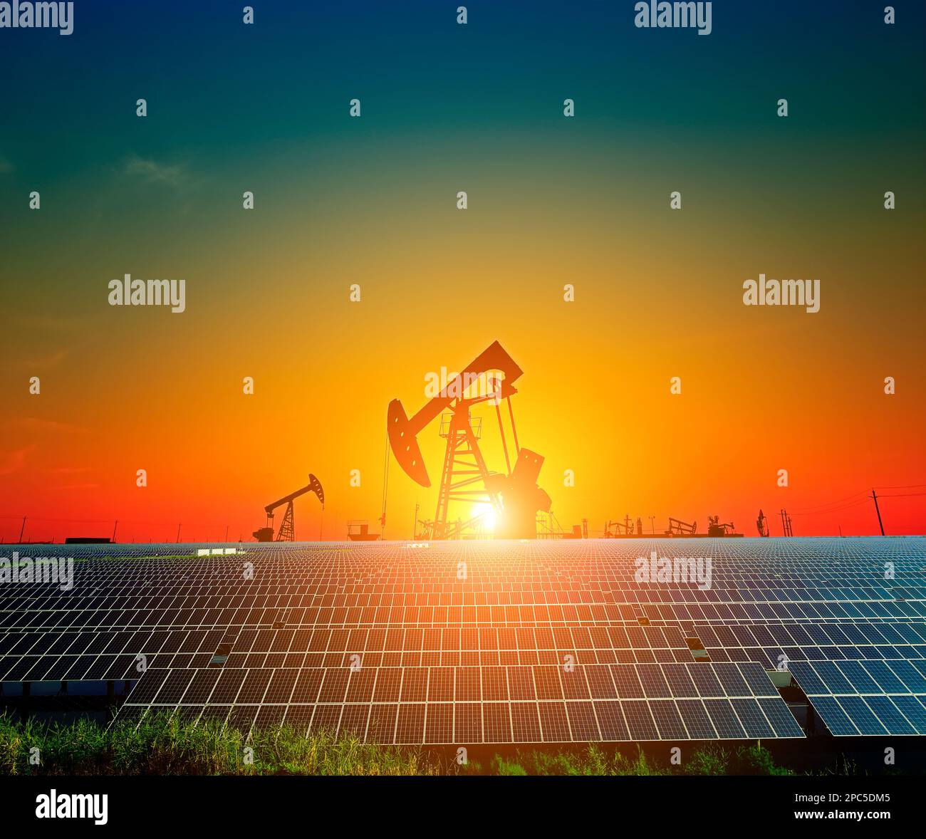 Oil pump with solar panels Stock Photo - Alamy