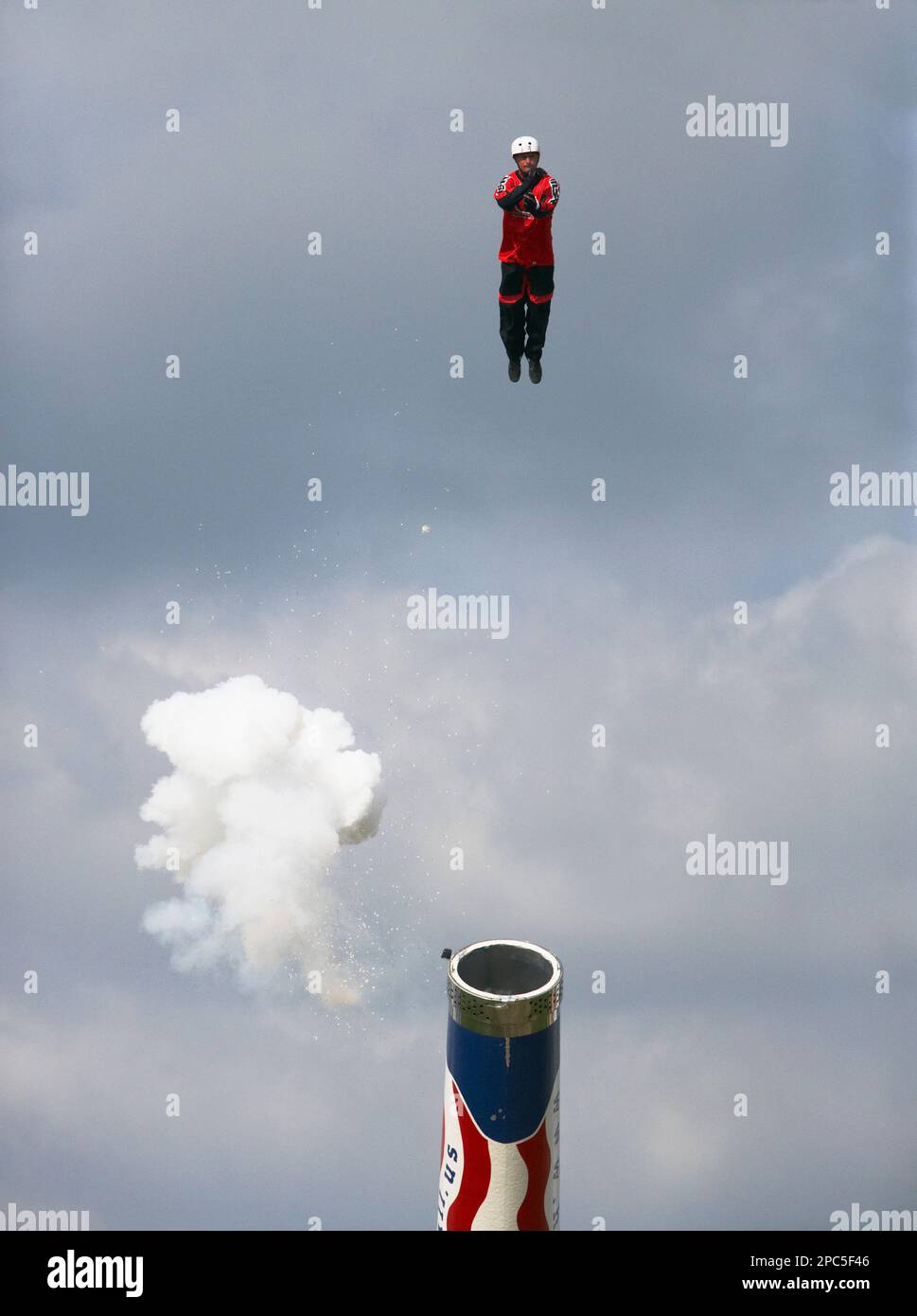 Royal Cornwall Show 2007 Human Canon Ball Stock Photo - Alamy