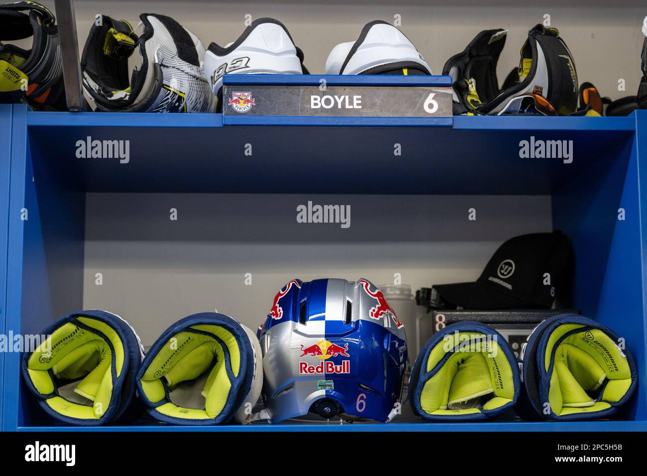 Loose media hi-res stock photography and images - Alamy