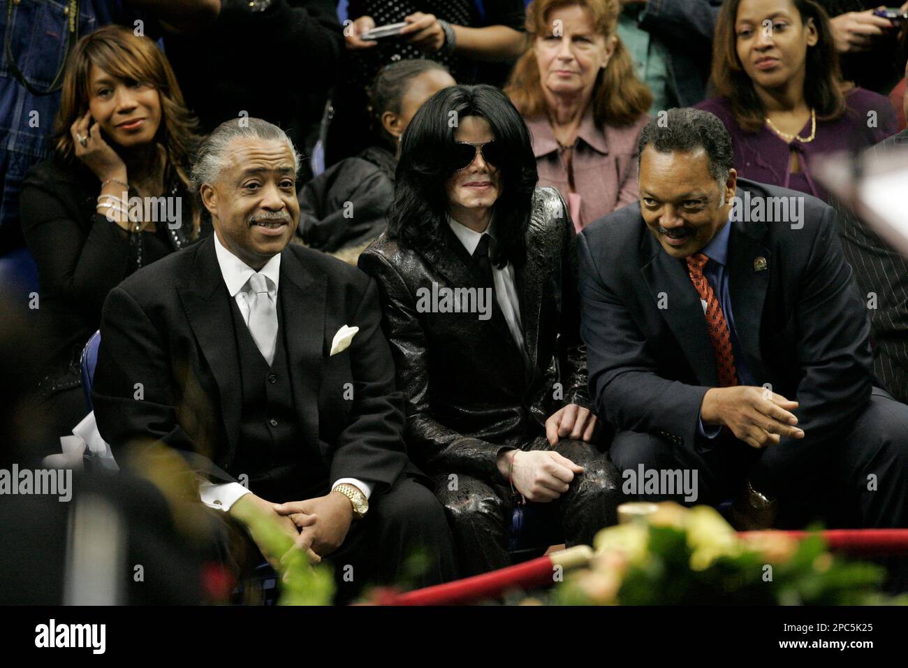 Michael Jackson Look Alike At Funeral