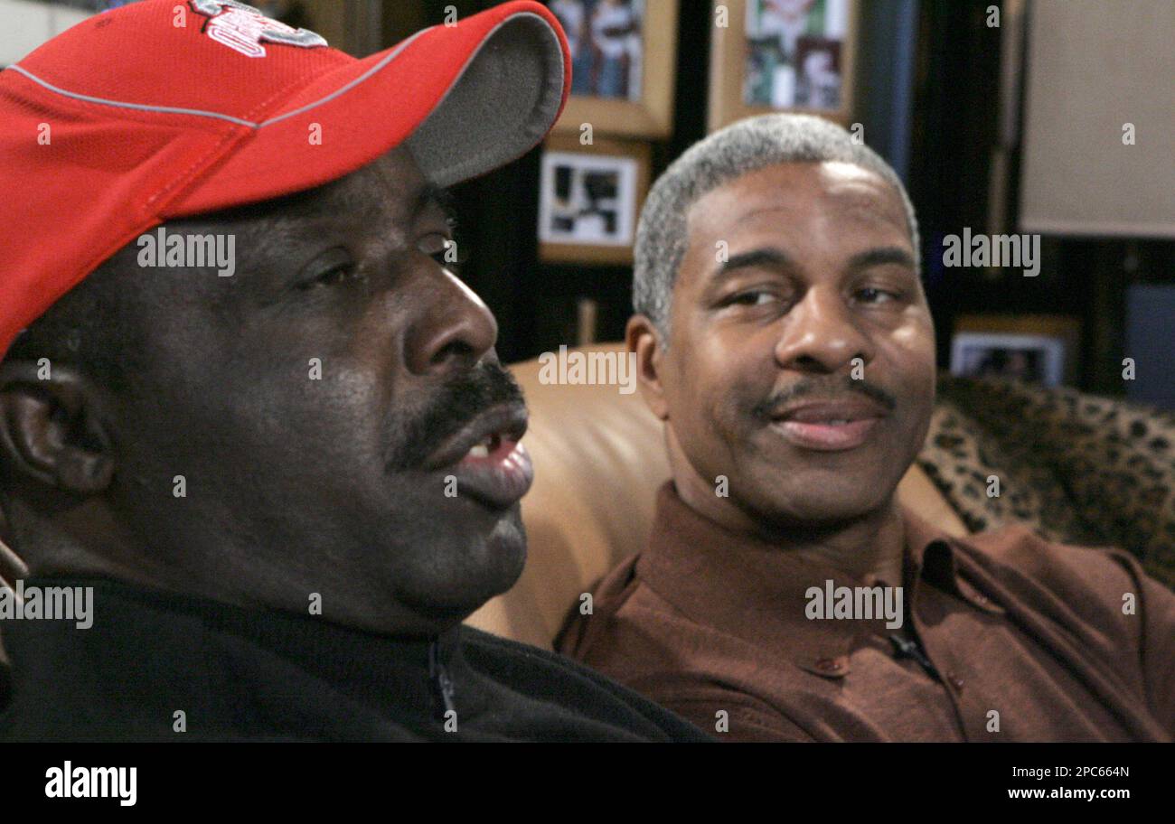 ** ADVANCE FOR WEEKEND EDITIONS, DEC. 22-25 ** Former Dallas Cowboys ...