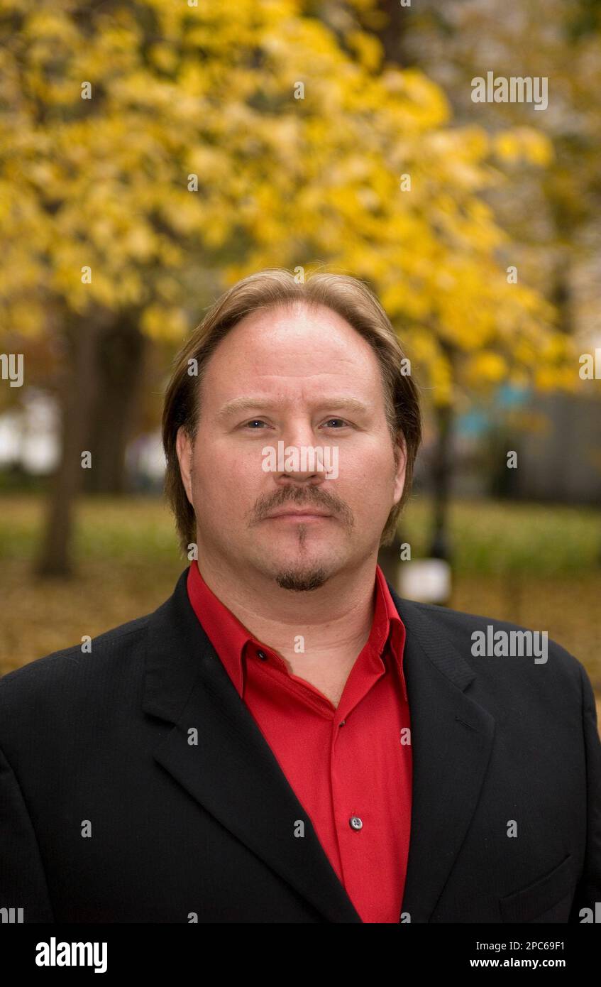 Opera Singer Carl Tanner is photographed in New York, Nov. 15 2006. (AP ...