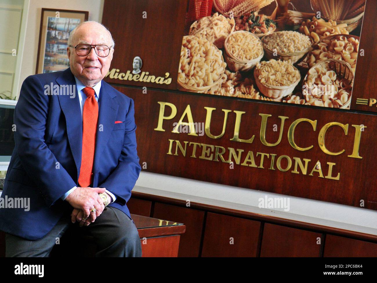 **ADVANCE FOR DEC. 23-24**Jeno Paulucci, 88, is shown at the executive ...