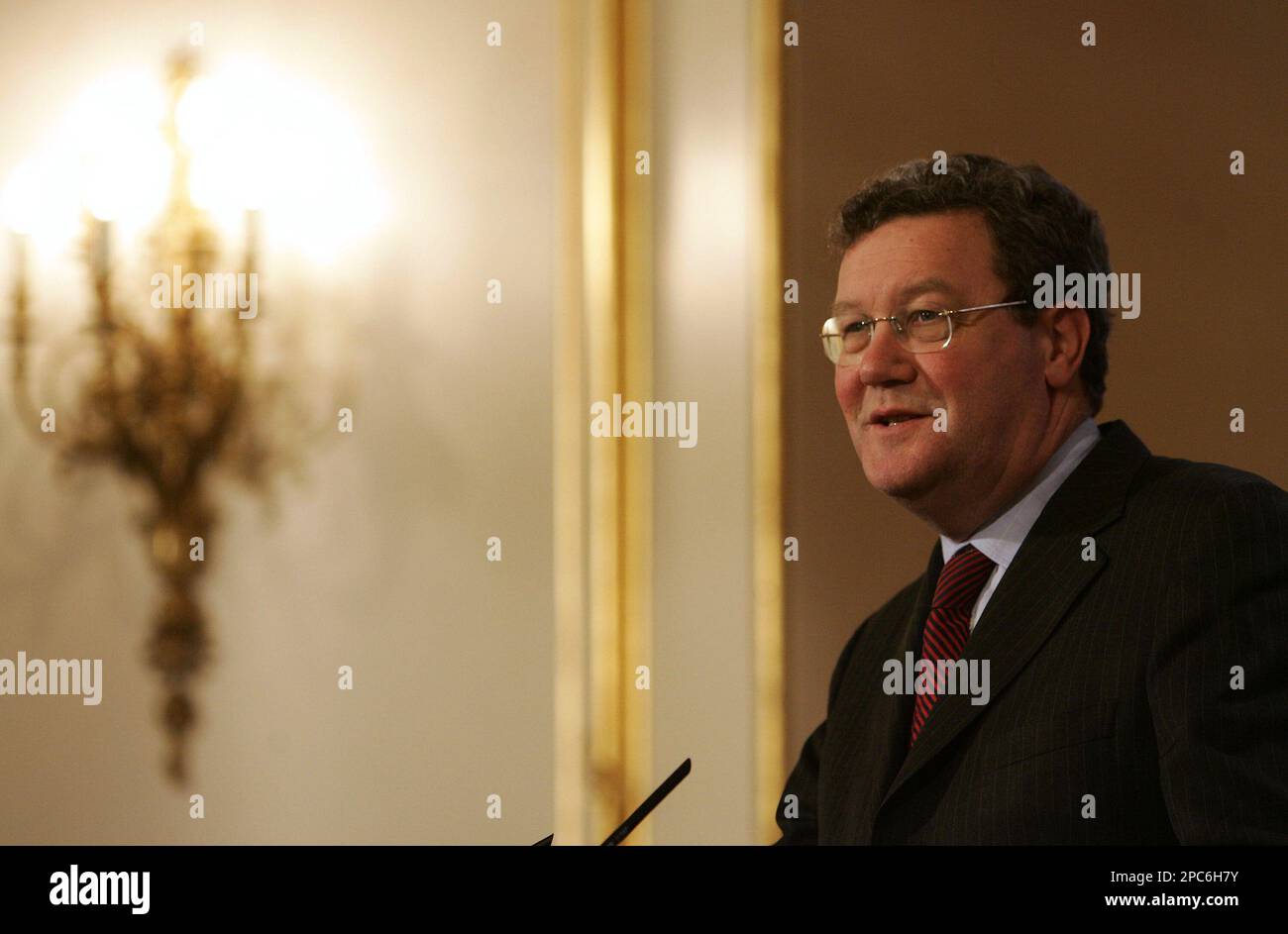 Australian Foreign Minister Alexander Downer speaks at a media ...