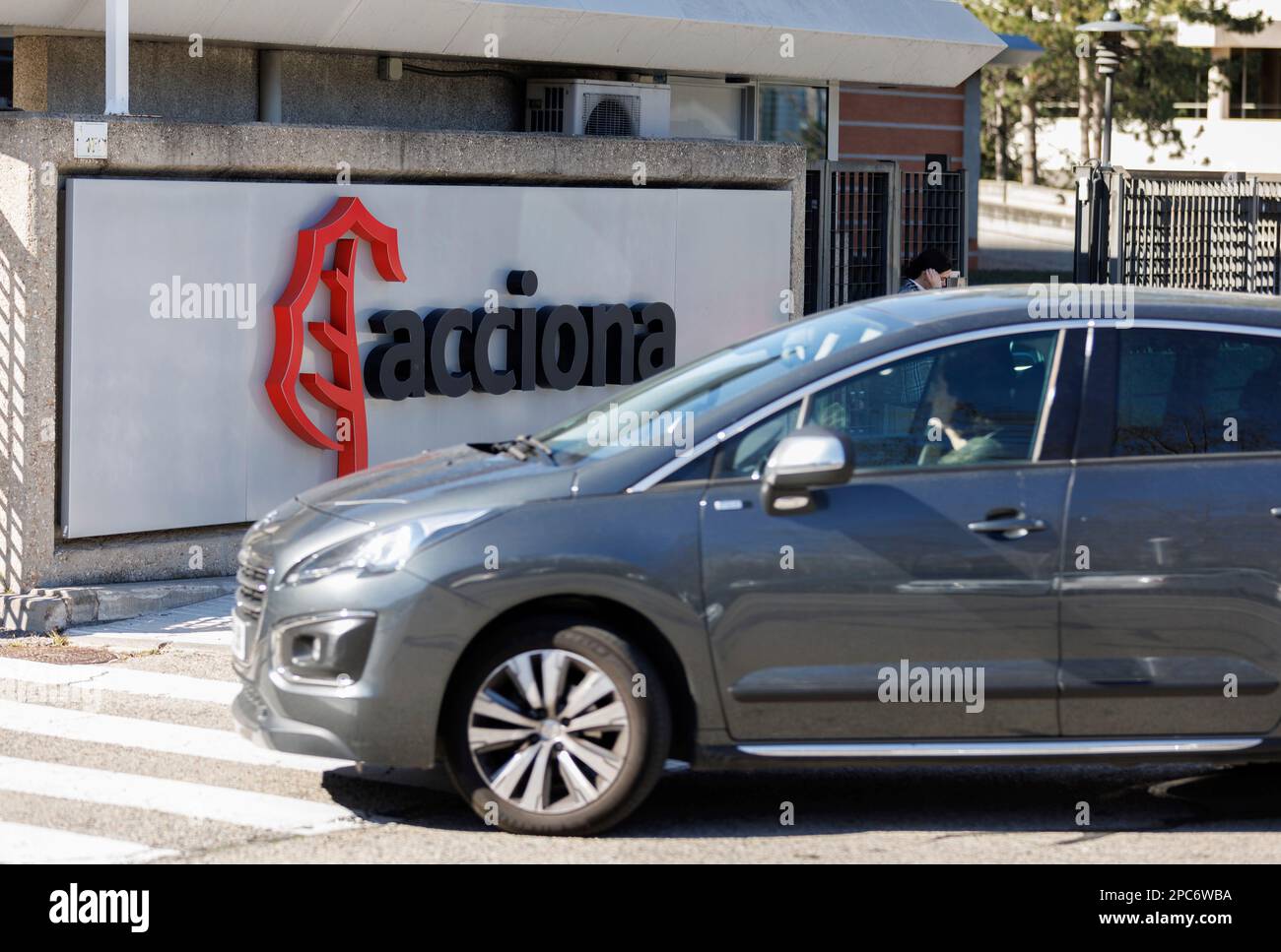 A car in front of the entrance to Acciona's headquarters on March 13 ...