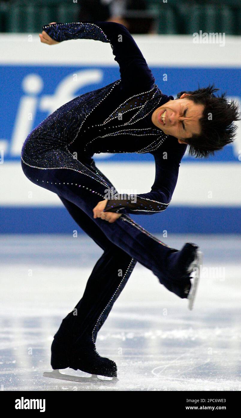 Japan's Nobunari Oda performs his free program during the ISU Grand ...