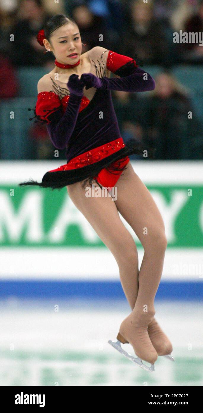 Korea's Yu-na Kim perform her short program during the ISU Grand Prix ...