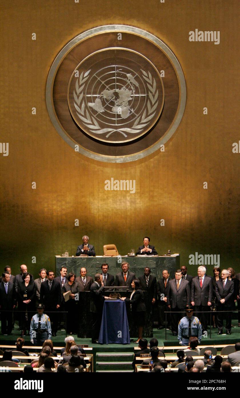Ban Ki-moon, center left, takes the oath of office of Secretary General ...