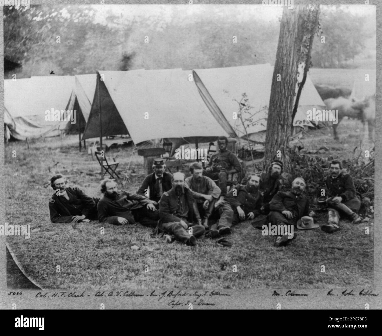 Army personnel from headquarters Black and White Stock Photos & Images ...