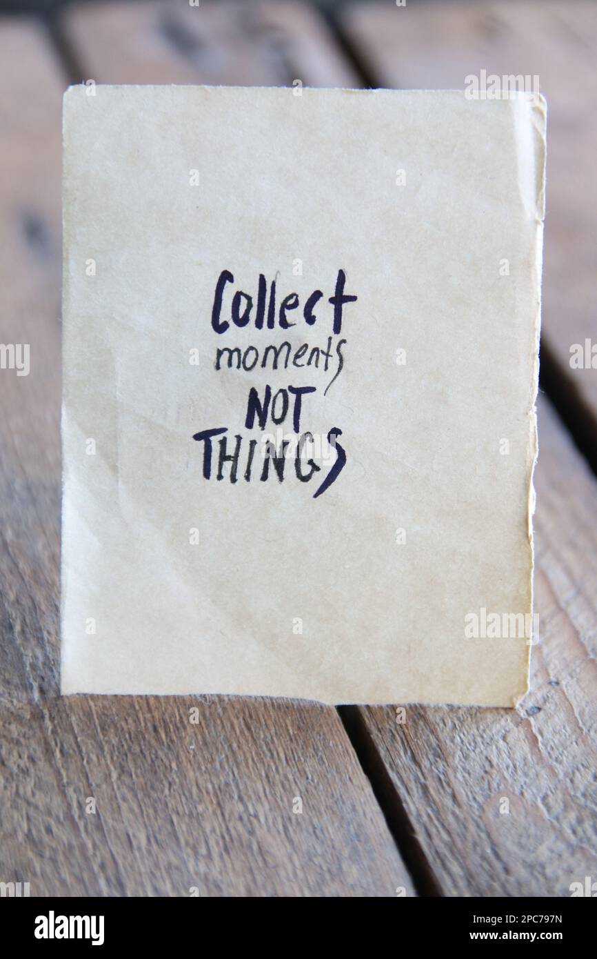 Motivational quotes. The inscription on the tag. Vintage style Stock ...