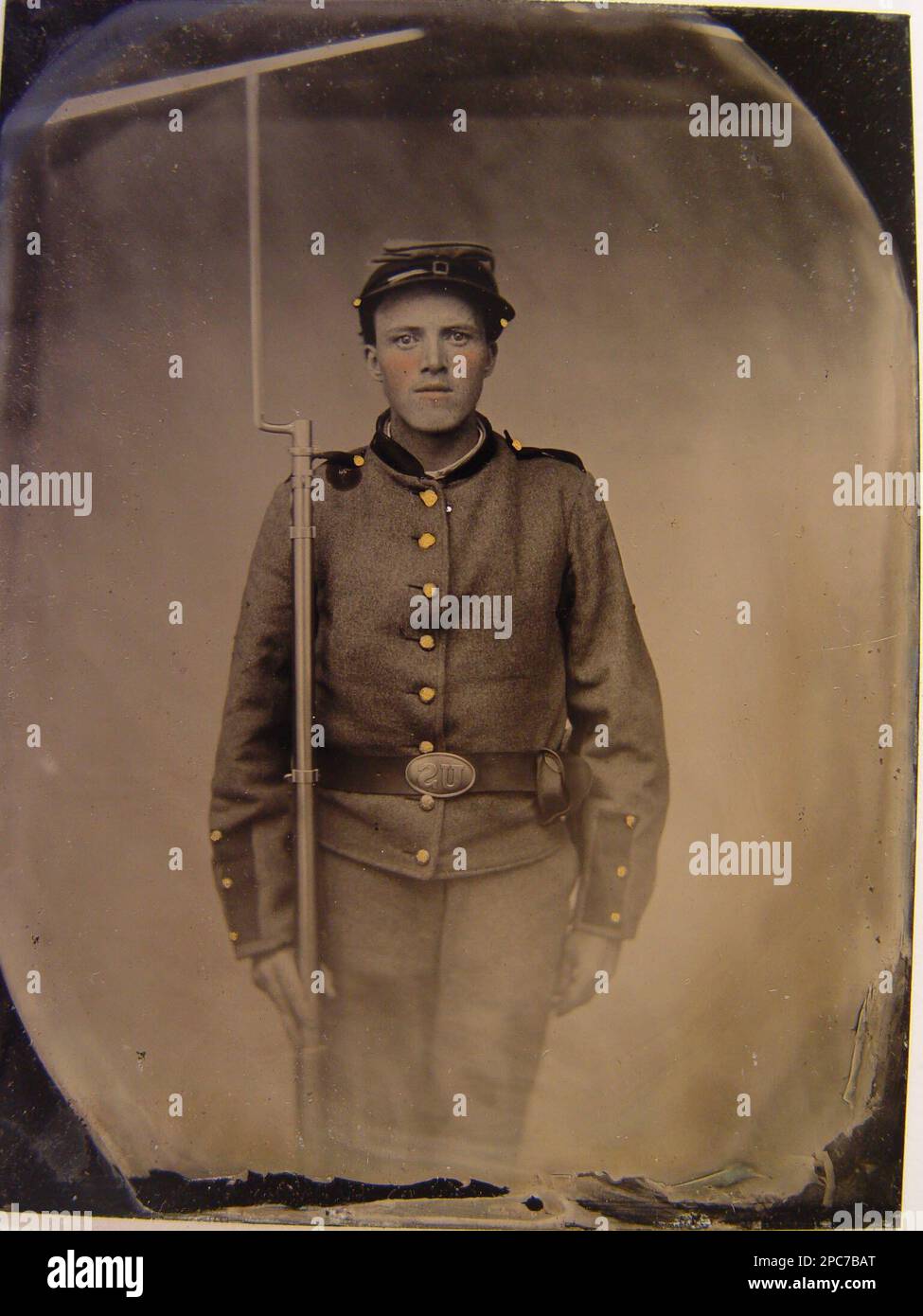 Unidentified young soldier in Union uniform with bayoneted musket ...
