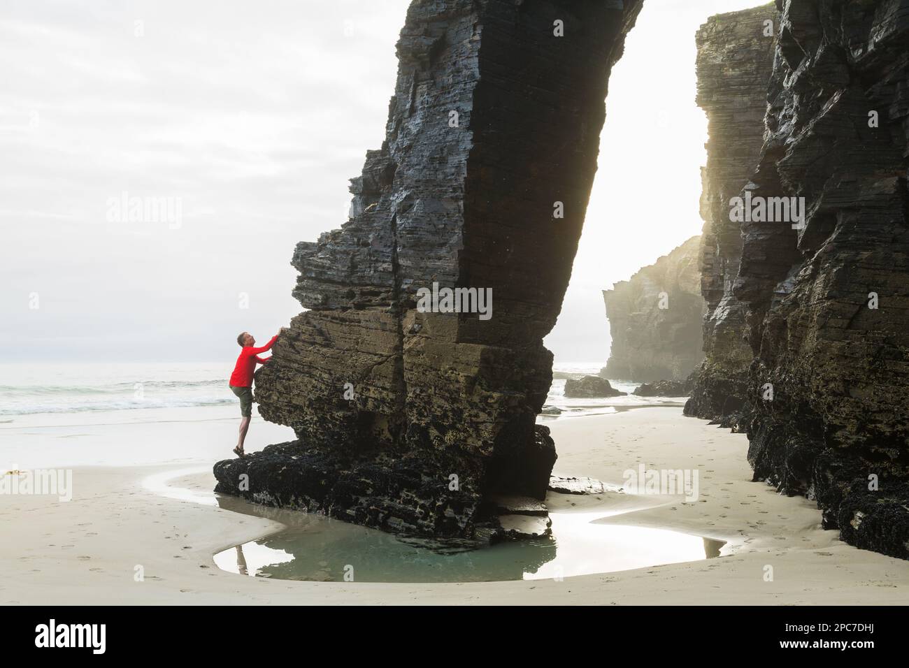 Praia or Playa de las Catedrais (Cathedral Beach), Ribadeo, Galicia ...