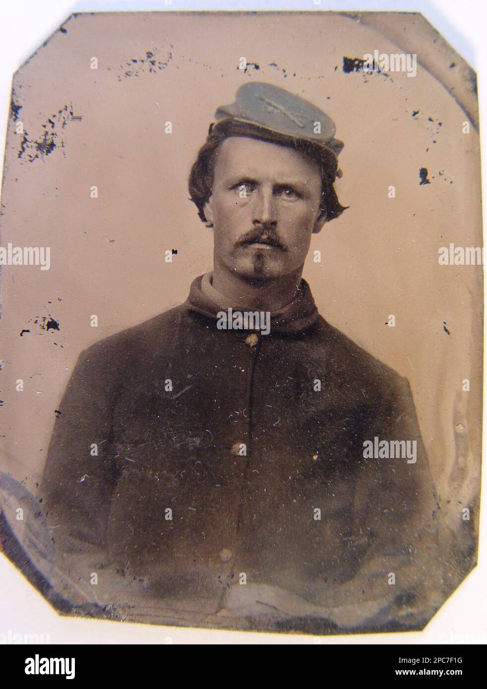 Unidentified soldier in Union sack coat and cavalry forage cap ...