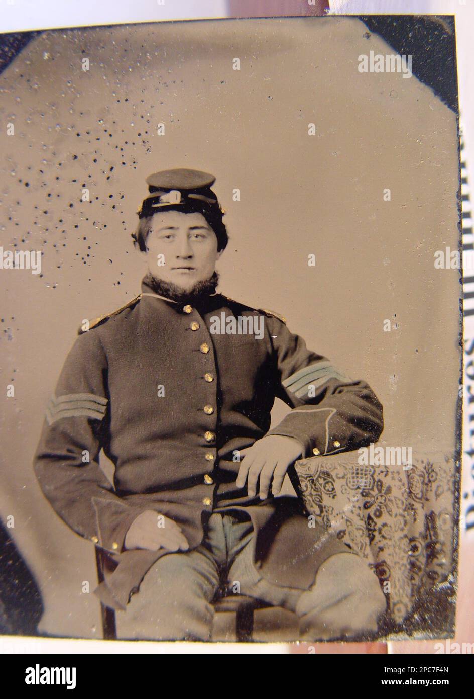 Unidentified soldier in Union sergeant's uniform. United States, Army ...
