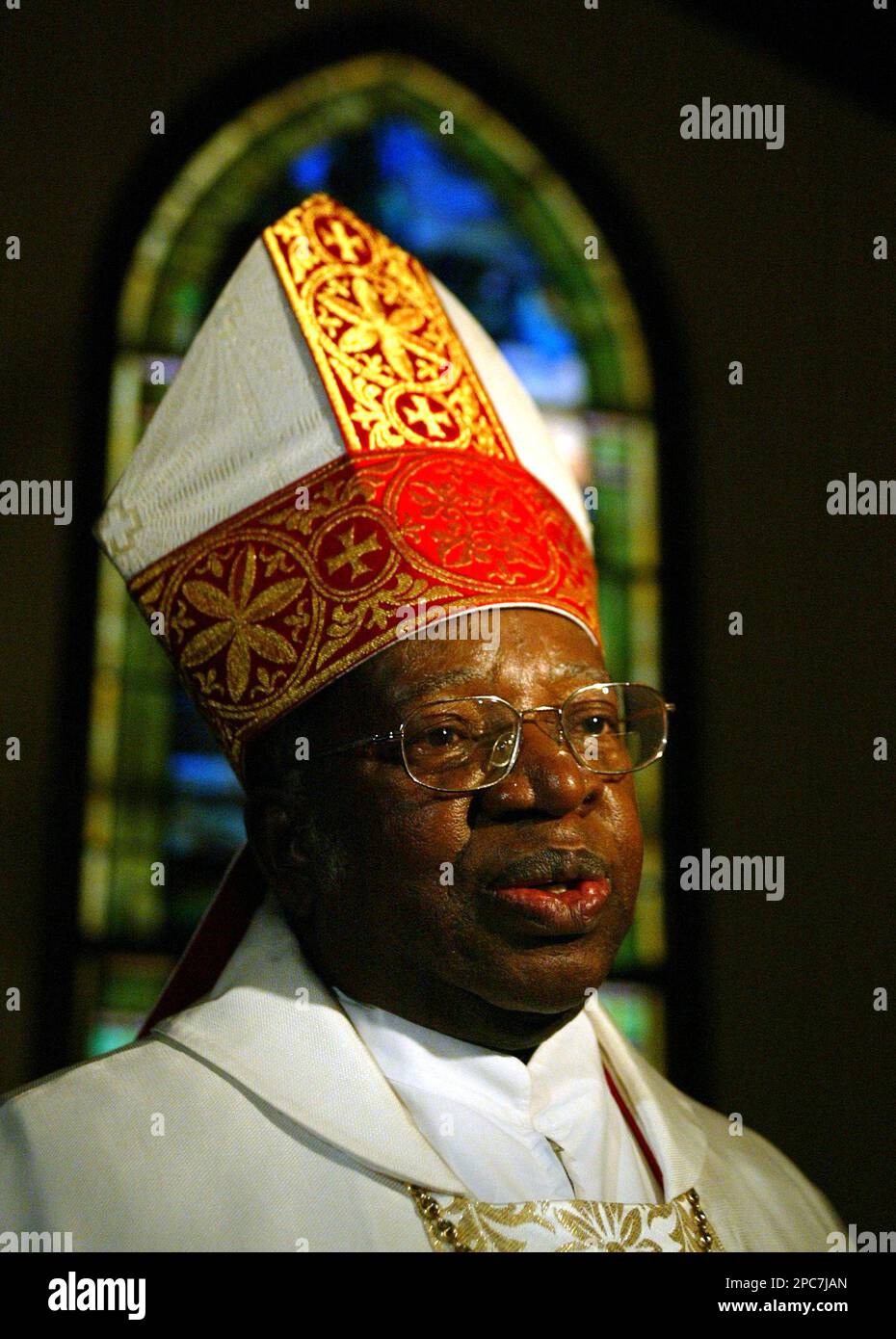 Excommunicated Roman Catholic archbishop Emmanuel Milingo talks to the ...