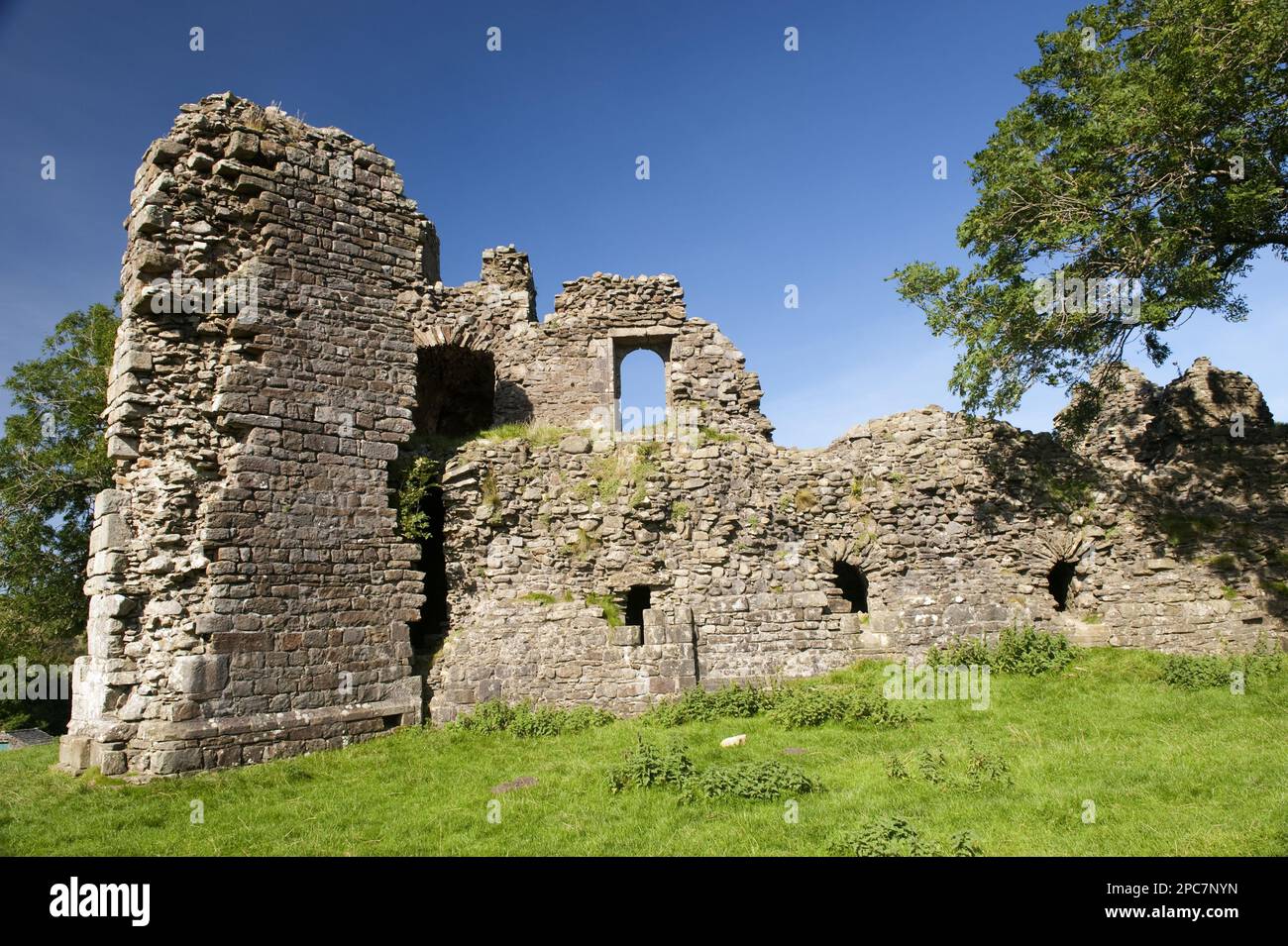 Ruins of castle wall, Pendragon Castle, Mallerstang Dale, Cumbria ...