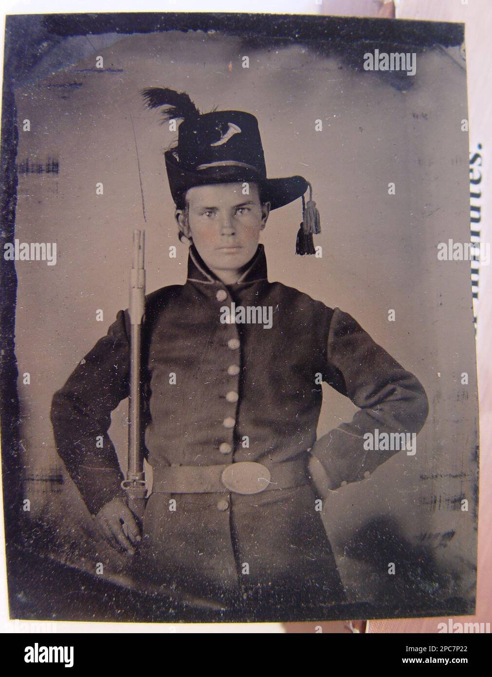 Unidentified young soldier in Union uniform and Hardee hat with ...