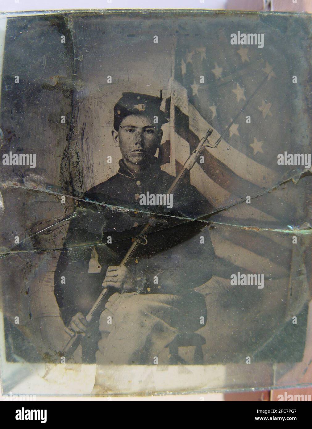 Unidentified soldier in Union uniform with bayoneted musket in front of ...