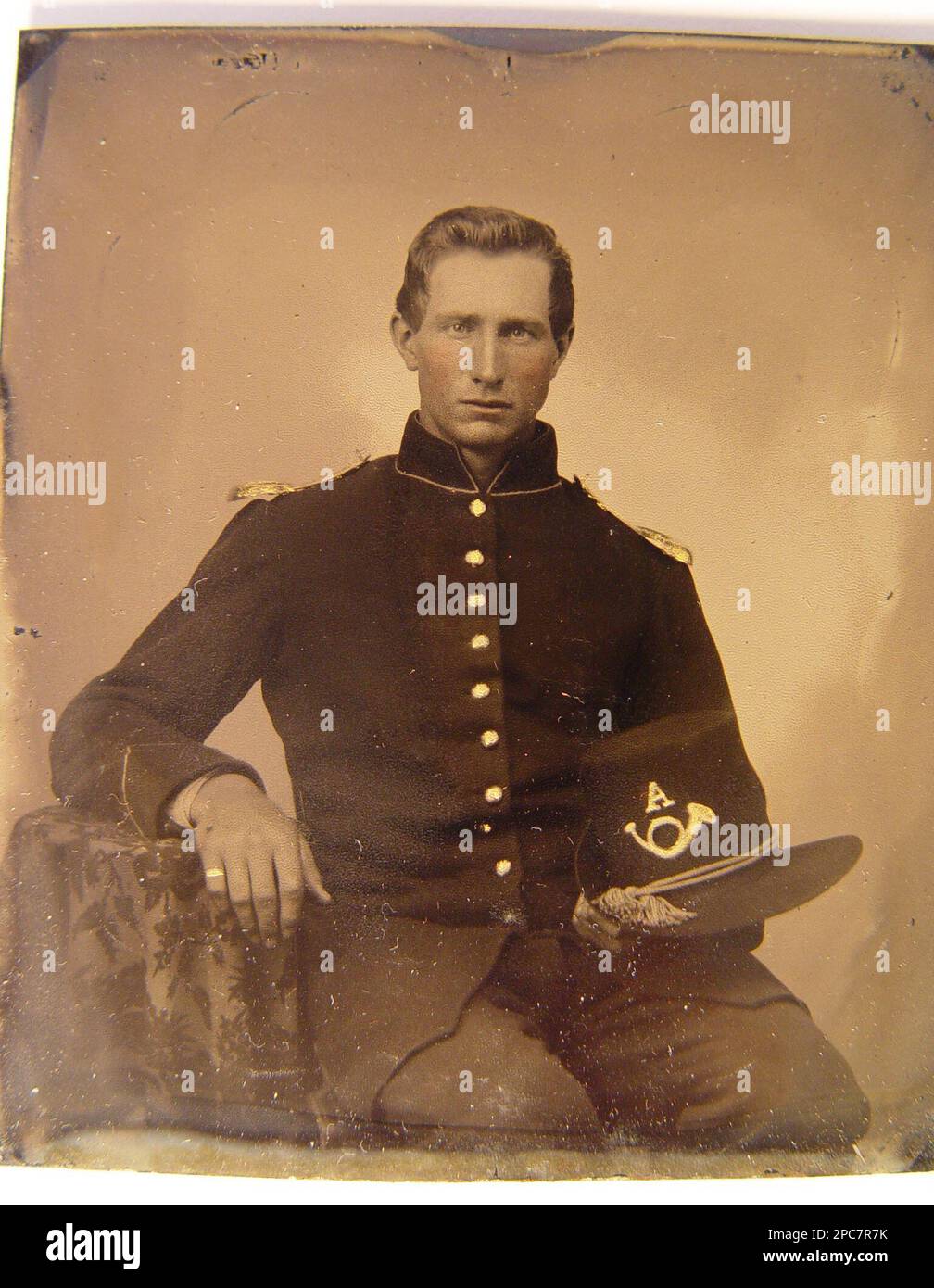 Unidentified soldier in Union infantry uniform with shoulder scales ...