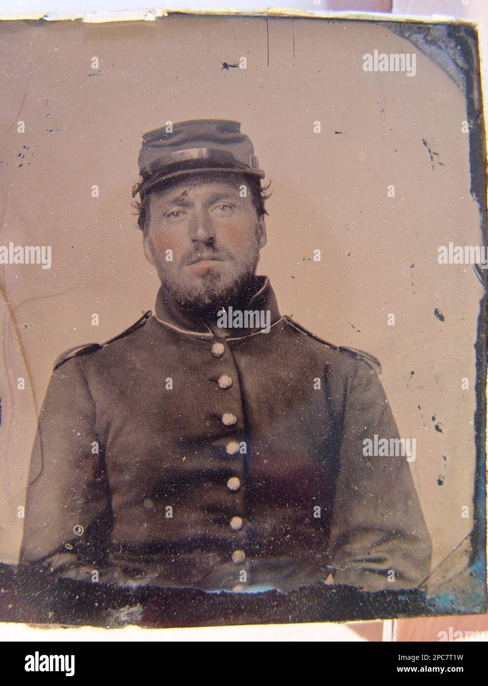 Unidentified soldier in Union shell jacket with shoulder scales and ...