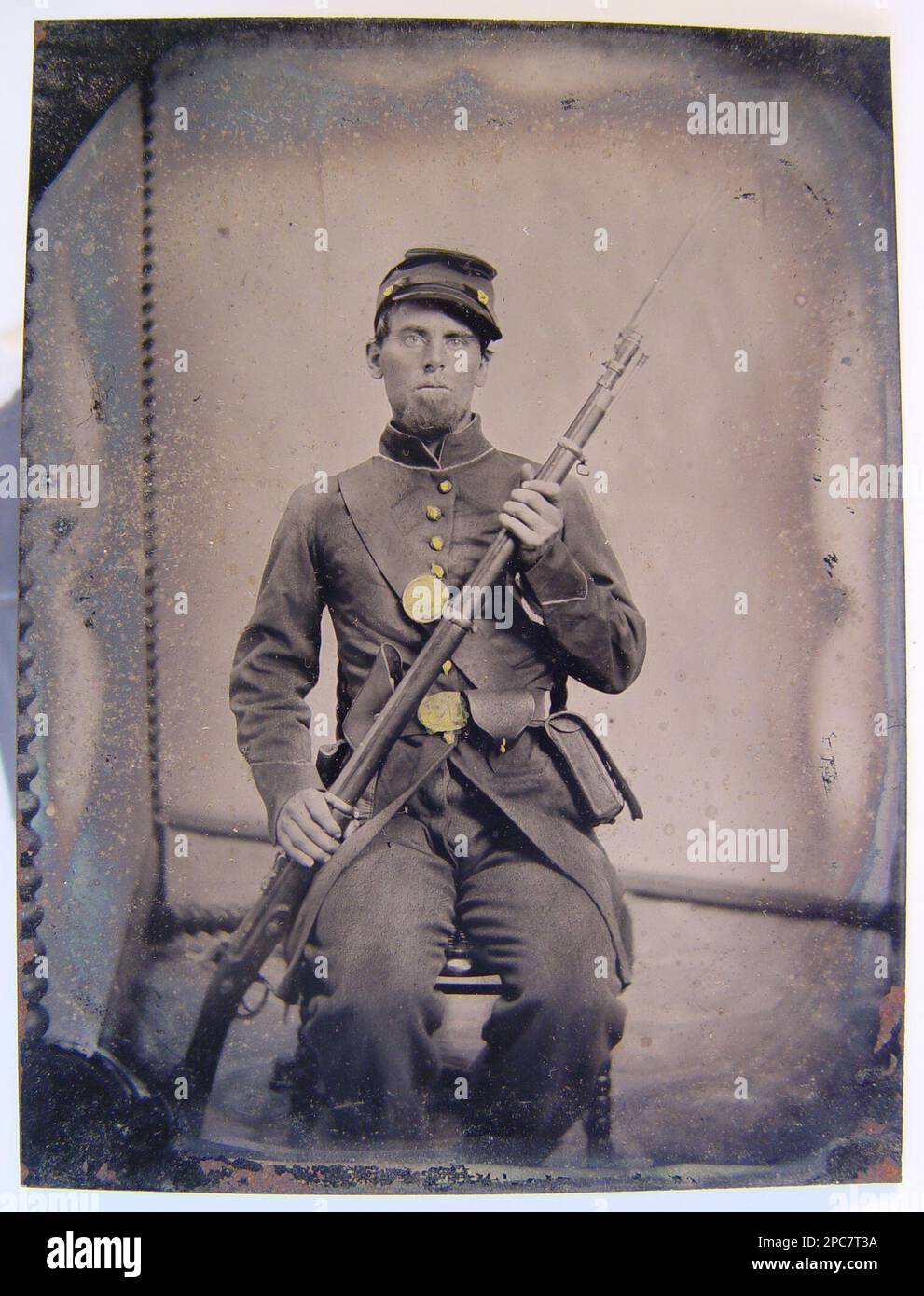 Unidentified soldier in Union uniform with bayoneted musket, cartridge ...