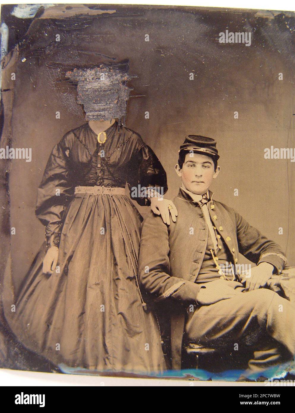 Couples 1860 1870 hi-res stock photography and images - Alamy