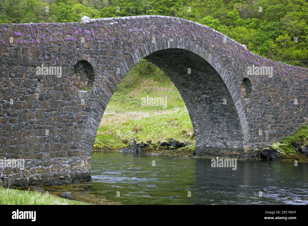 Clachan Bridge, known as The Bridge Across the Atlantic because it ...