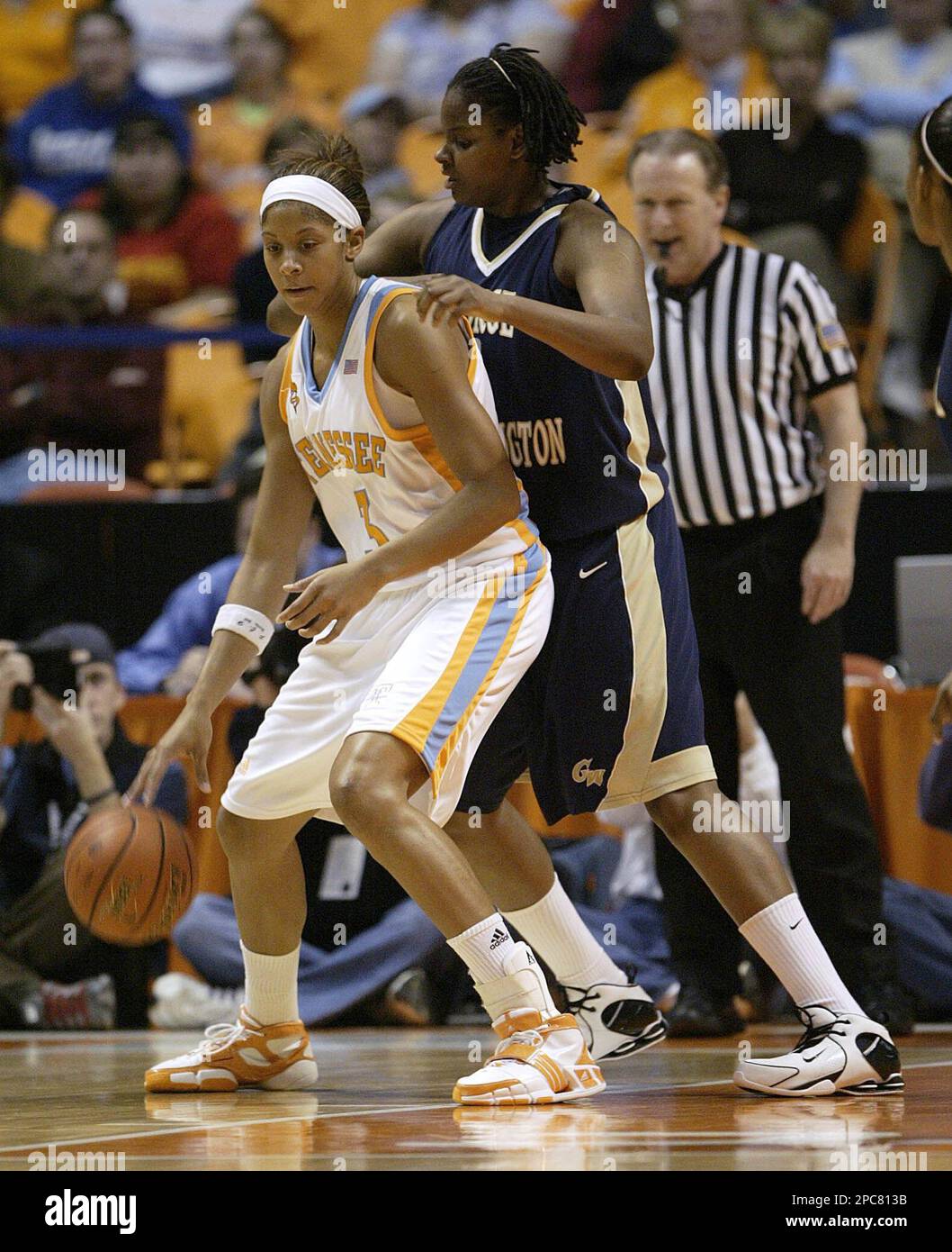Tennessee's Candace Parker (3) works the ball against George Washington ...