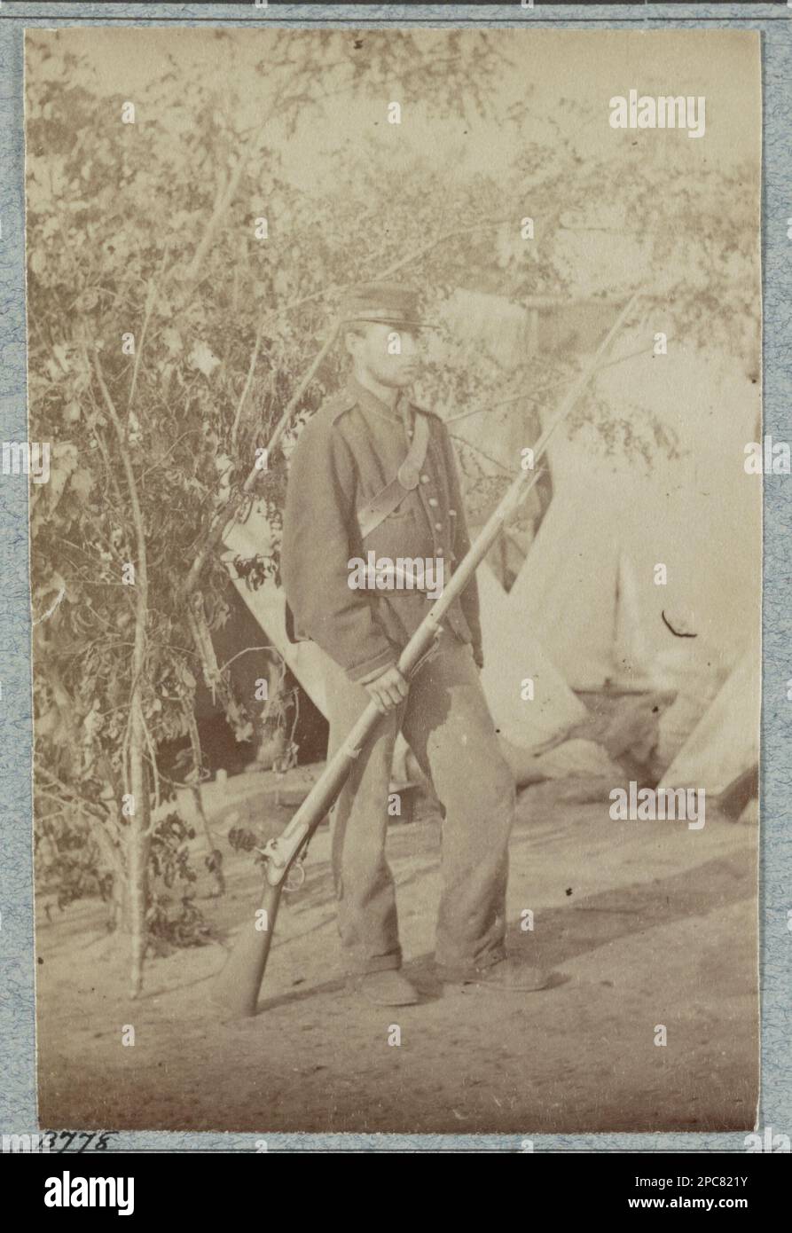 33rd infantry regiment hi-res stock photography and images - Alamy