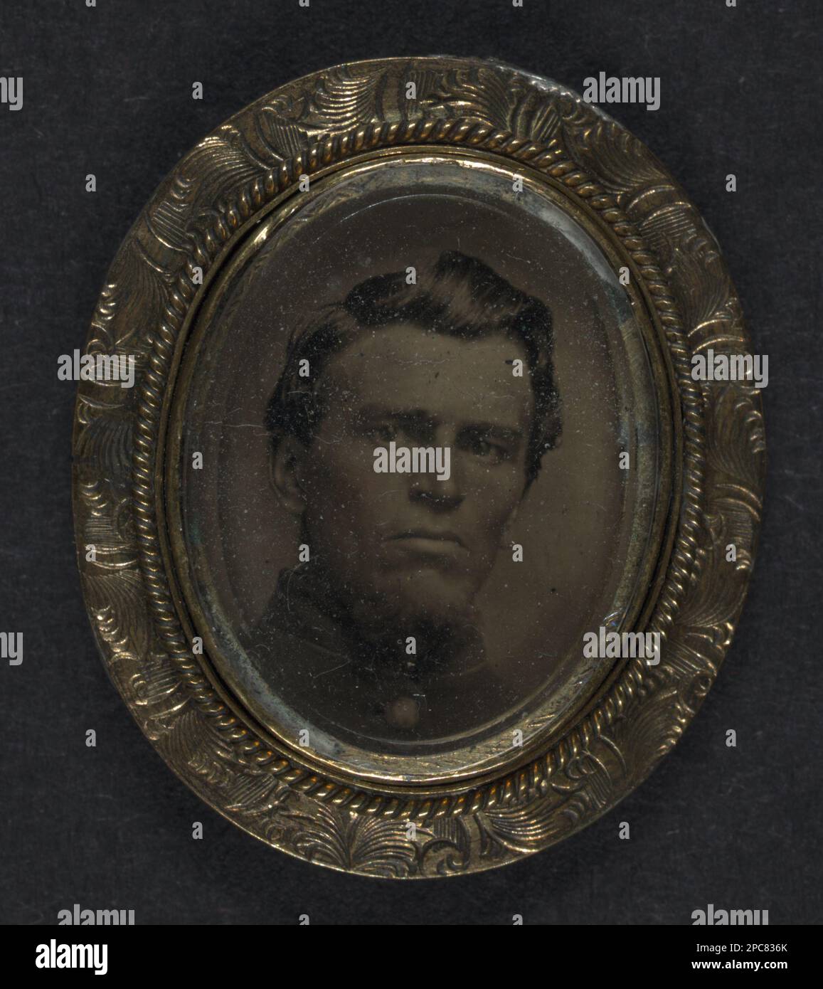 Unidentified soldier in pendant. Liljenquist Family Collection of Civil ...