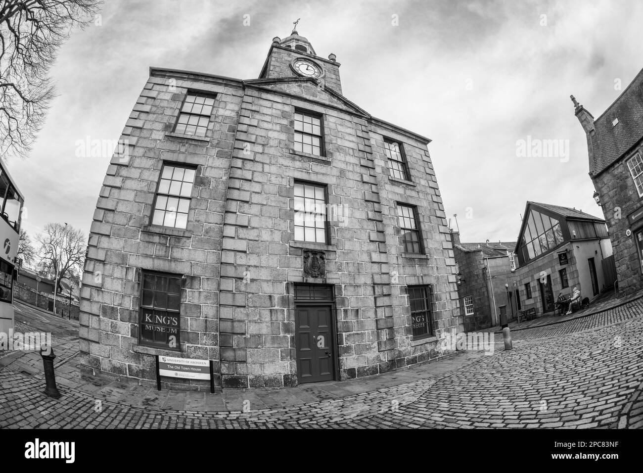 Townhouse aberdeen Black and White Stock Photos & Images - Alamy