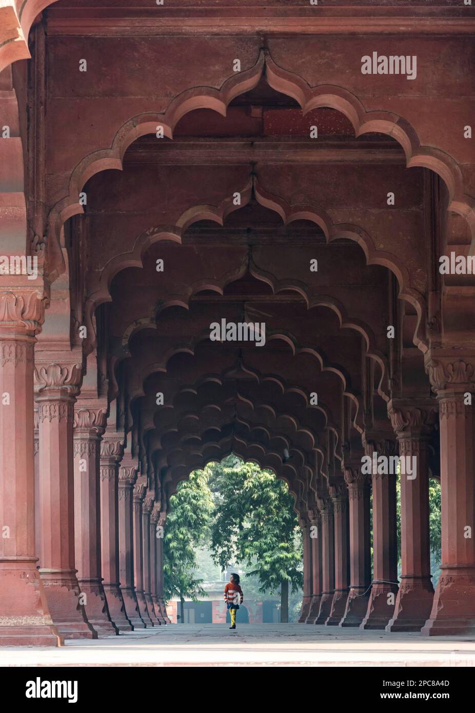 Girl under the arcade of the Diwan-i-Aam (Hall of Public Audience), Red ...