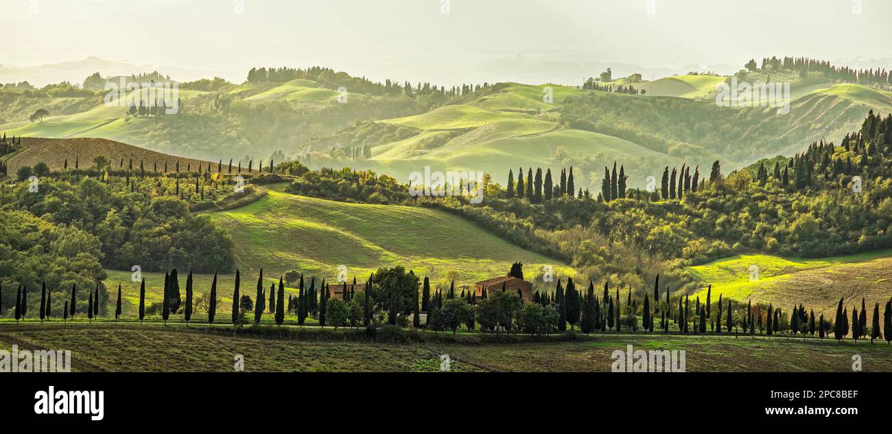 Italy panorama landscape hi-res stock photography and images - Alamy