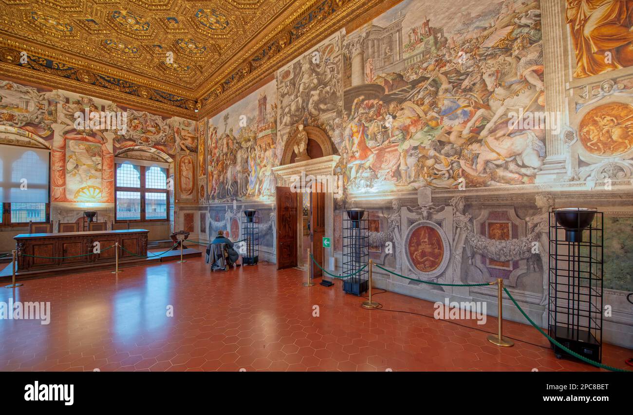 Palazzo vecchio interior hi-res stock photography and images - Alamy