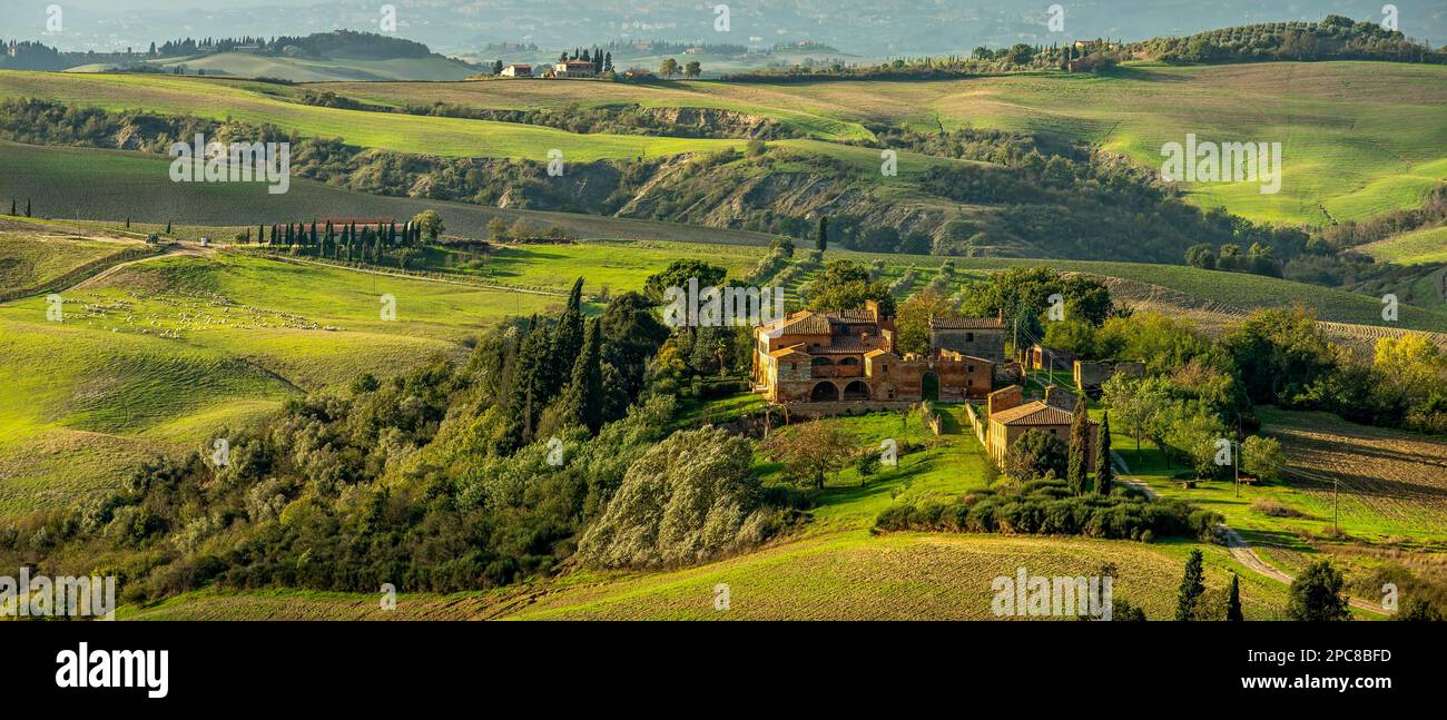 Italy panorama landscape hi-res stock photography and images - Alamy