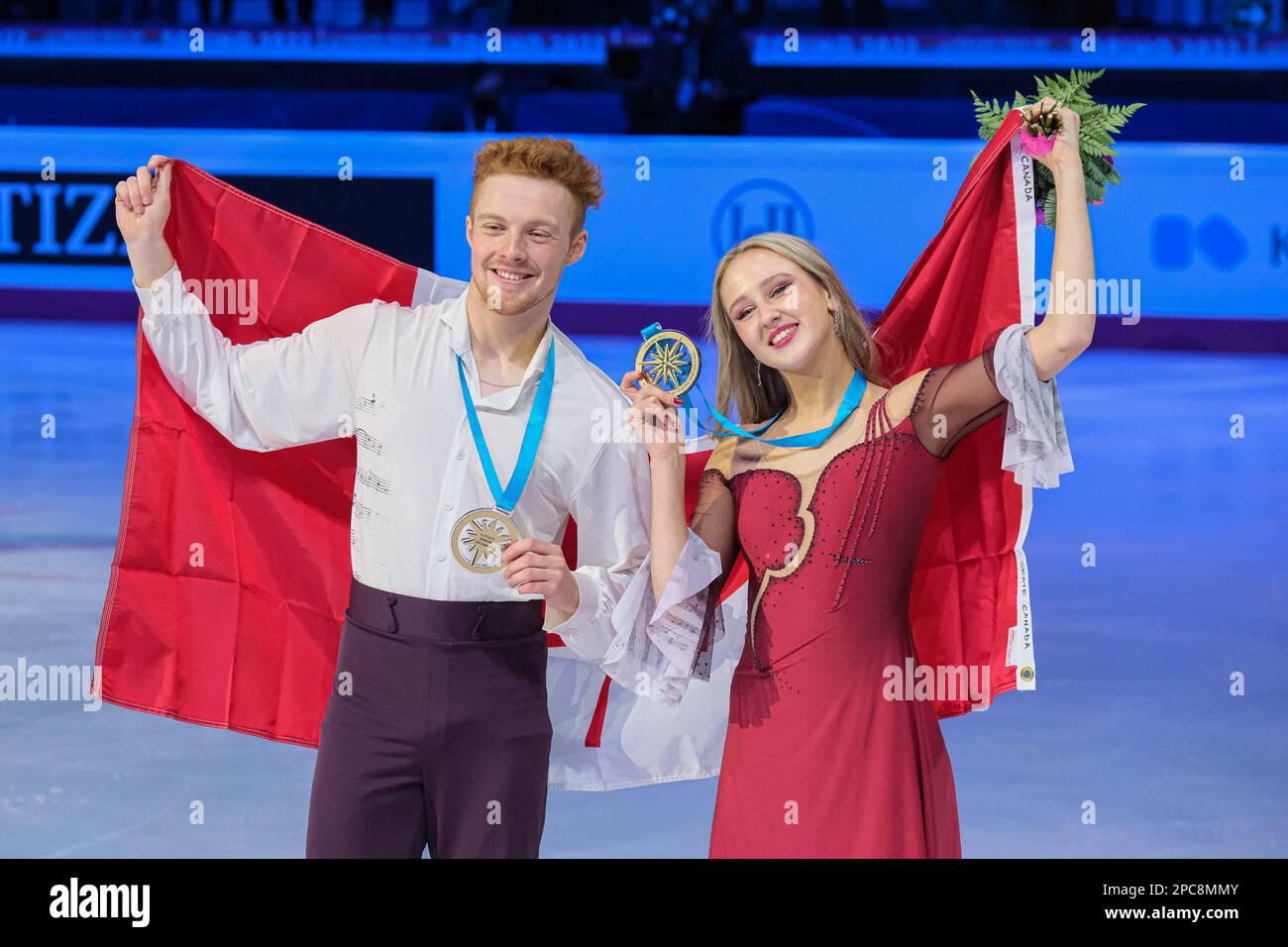 Peter Beaumont and Nadiia Bashynska of Canada (Gold) pose with their medals in the Junior Pairs ...