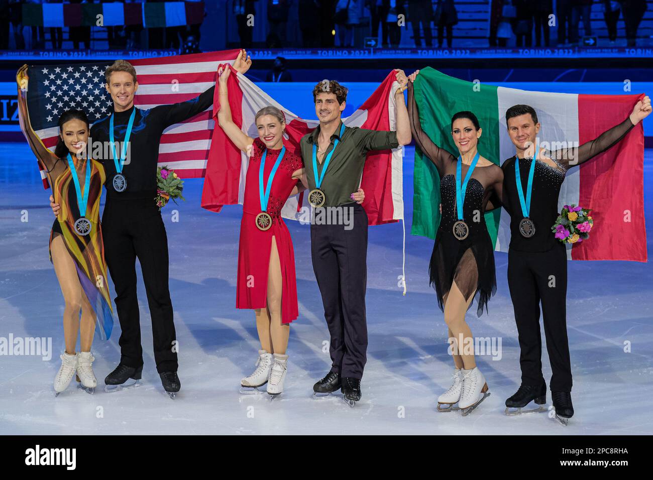 L) Madison Chock and Evan Bates of USA (Silver), (C) Piper Gilles and ...