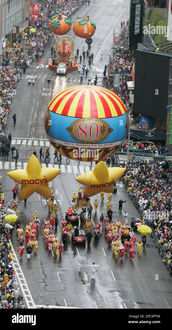 The first balloon floats down Broadway during the Macy's Thanksgiving ...