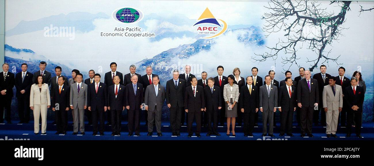 Ministers of the Asia Pacific Economic Cooperation (APEC) pose for a ...