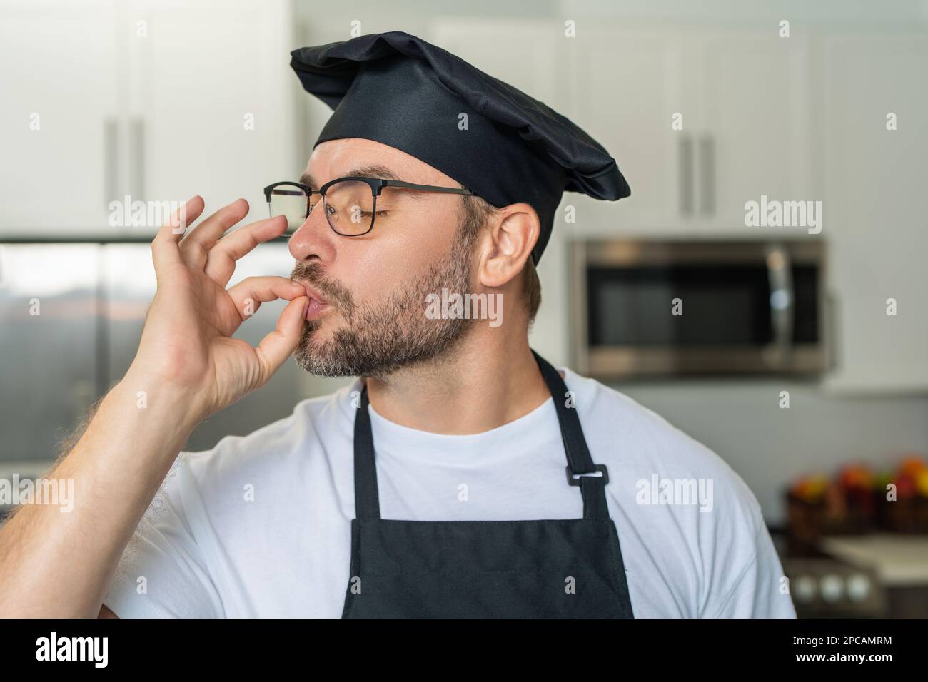 Man chef cooker, baker. Male chefs with sign of perfect food. Chef man ...