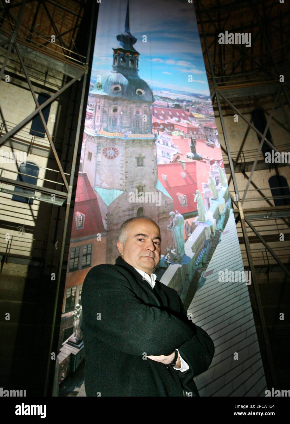 Architekt und Kuenstler Yadegar Asisi steht am Dienstag, 14. November ...