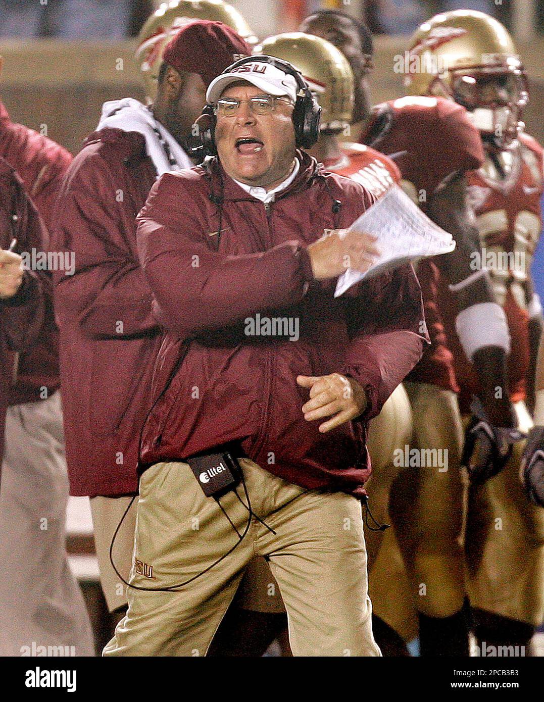 Florida State defensive coordinator Mickey Andrews yells at his players ...