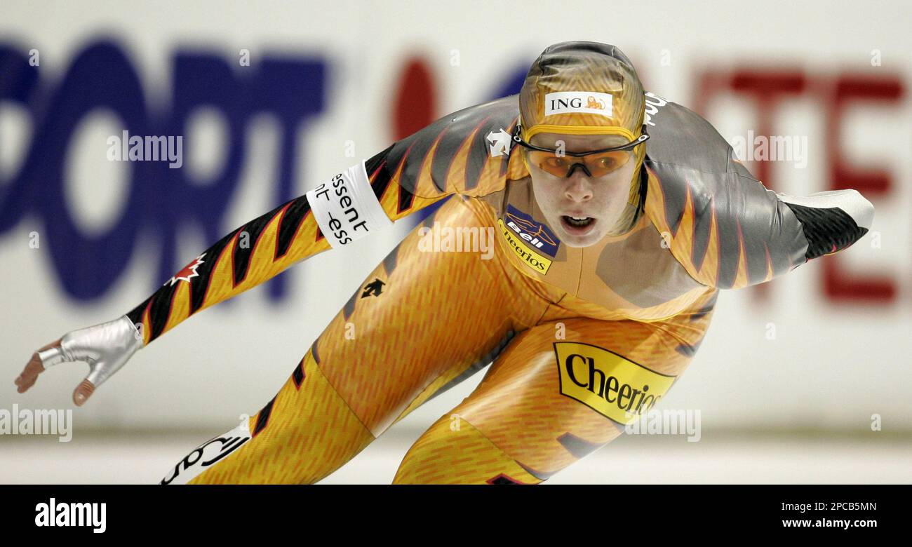 Christine Nesbitt of Canada in action during the women's 1500 meter ...