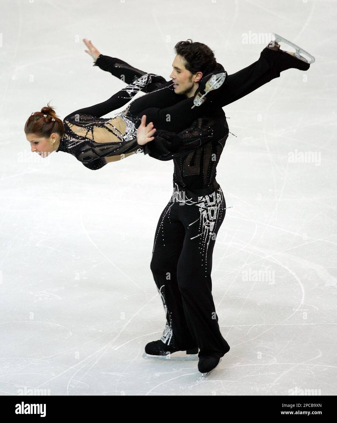 Russia's Jana Khokhlova, left, and Sergei Novitski perform during the ...