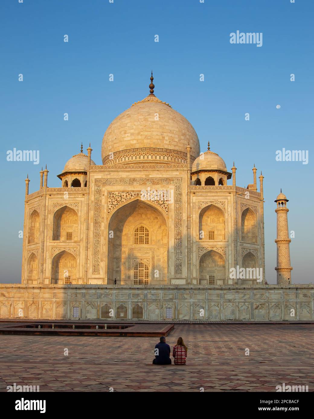 Views around the Taj Mahal, Agra Stock Photo - Alamy