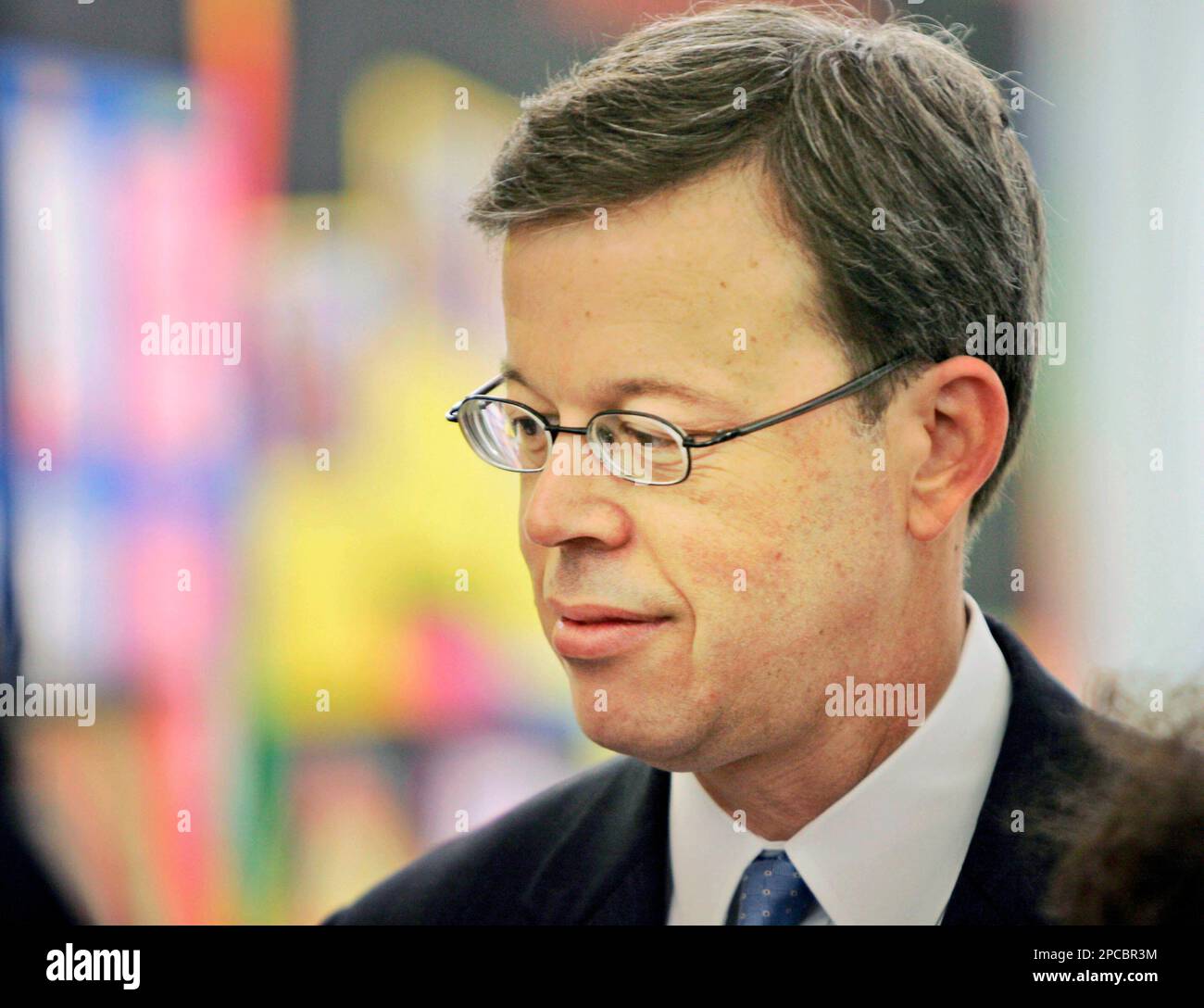 Sen. Jim Talent, R-Mo., waits to vote in Chesterfield, Mo., Tuesday ...
